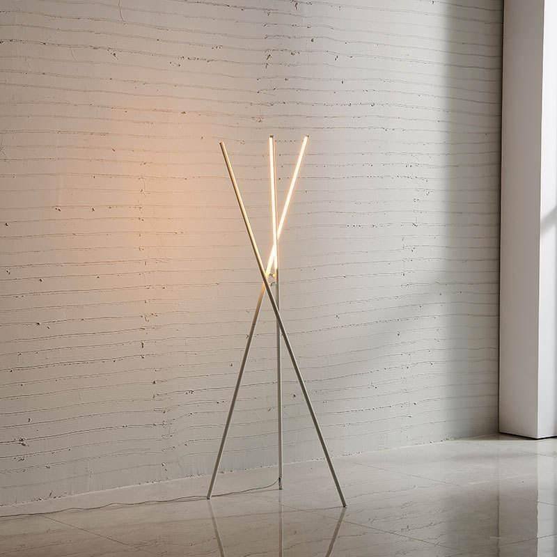 Modern Nordic LED Floor Lamp – Minimalist Aluminum 3-Prong Design for ...